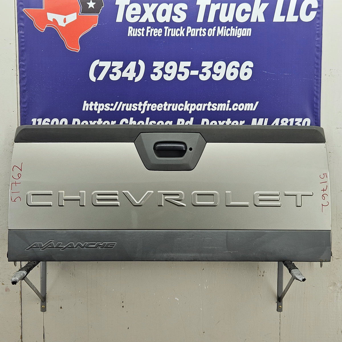 2002-2006 Chevrolet Avalanche 1500 2500 Tailgate – Texas Truck LLC