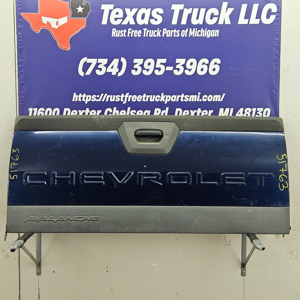 2002-2006 Chevrolet Avalanche 1500 2500 Tailgate – Texas Truck LLC