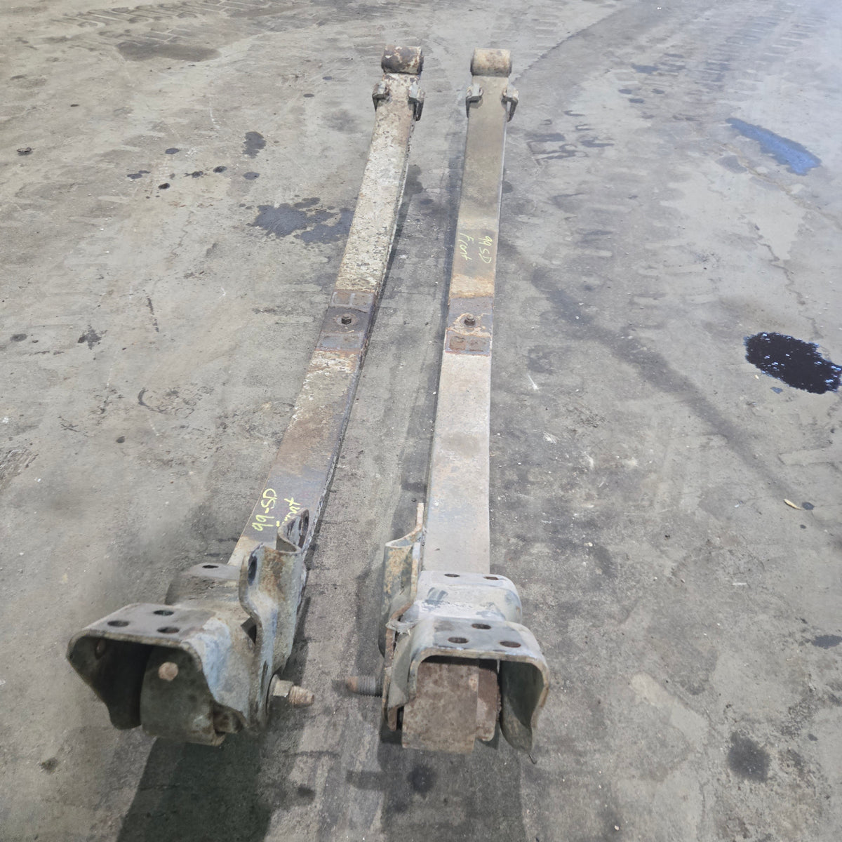 1999-2004 Ford F250 F350 Super Duty Front Leaf Springs – Texas Truck LLC