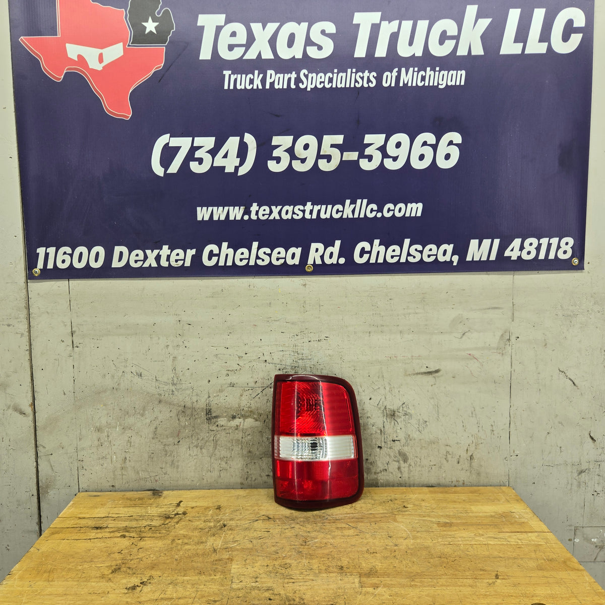 2004-2008 Ford F-150 Passenger Side Tail Light Right Hand – Texas Truck LLC