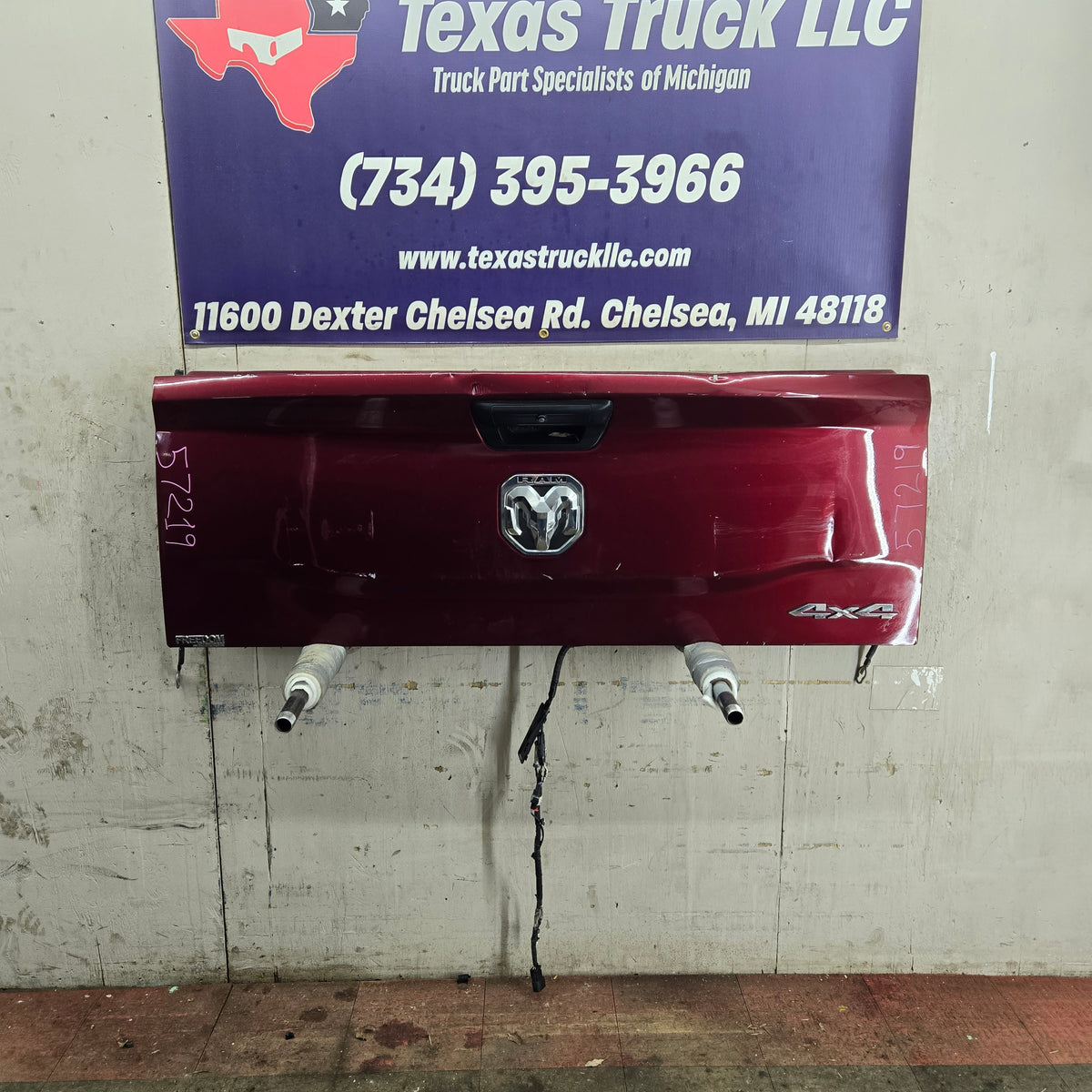 2019-2025 Dodge Ram 2500 3500 4500 5th Gen Tailgate - Maroon – Texas ...